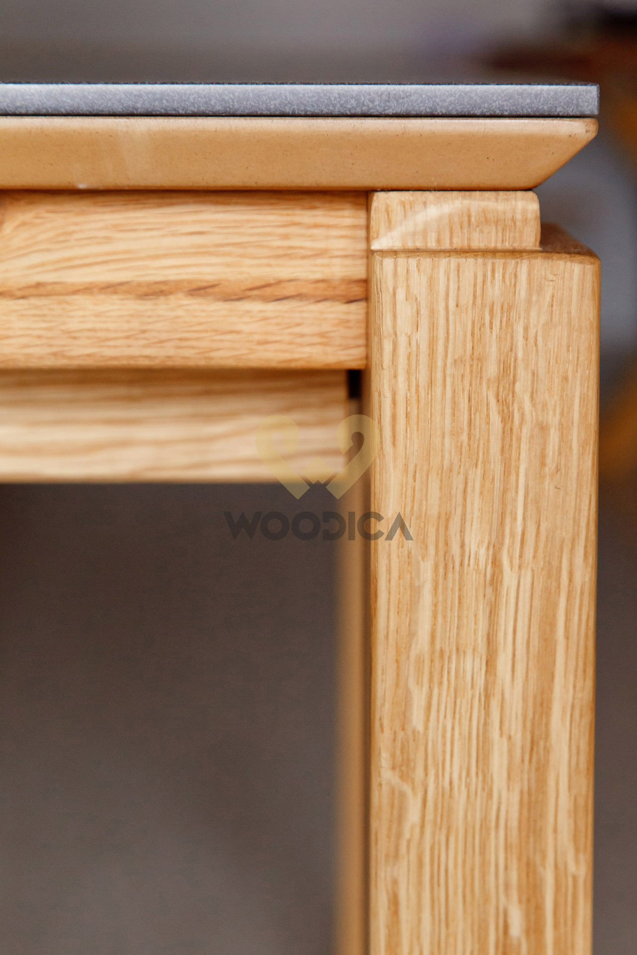 Stół dębowy 22 rozsuwany / konglomerat kwarcowy DEKTON - Woodica